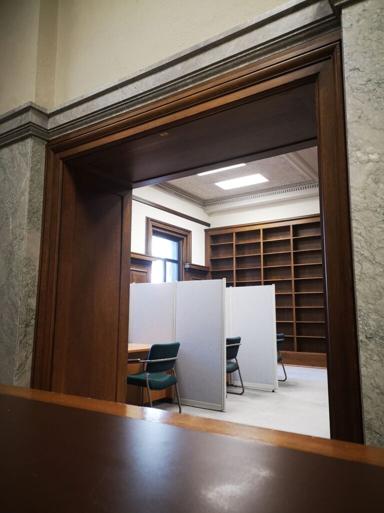 Law Library Hub Returning - Manitoba Law Library Inc.